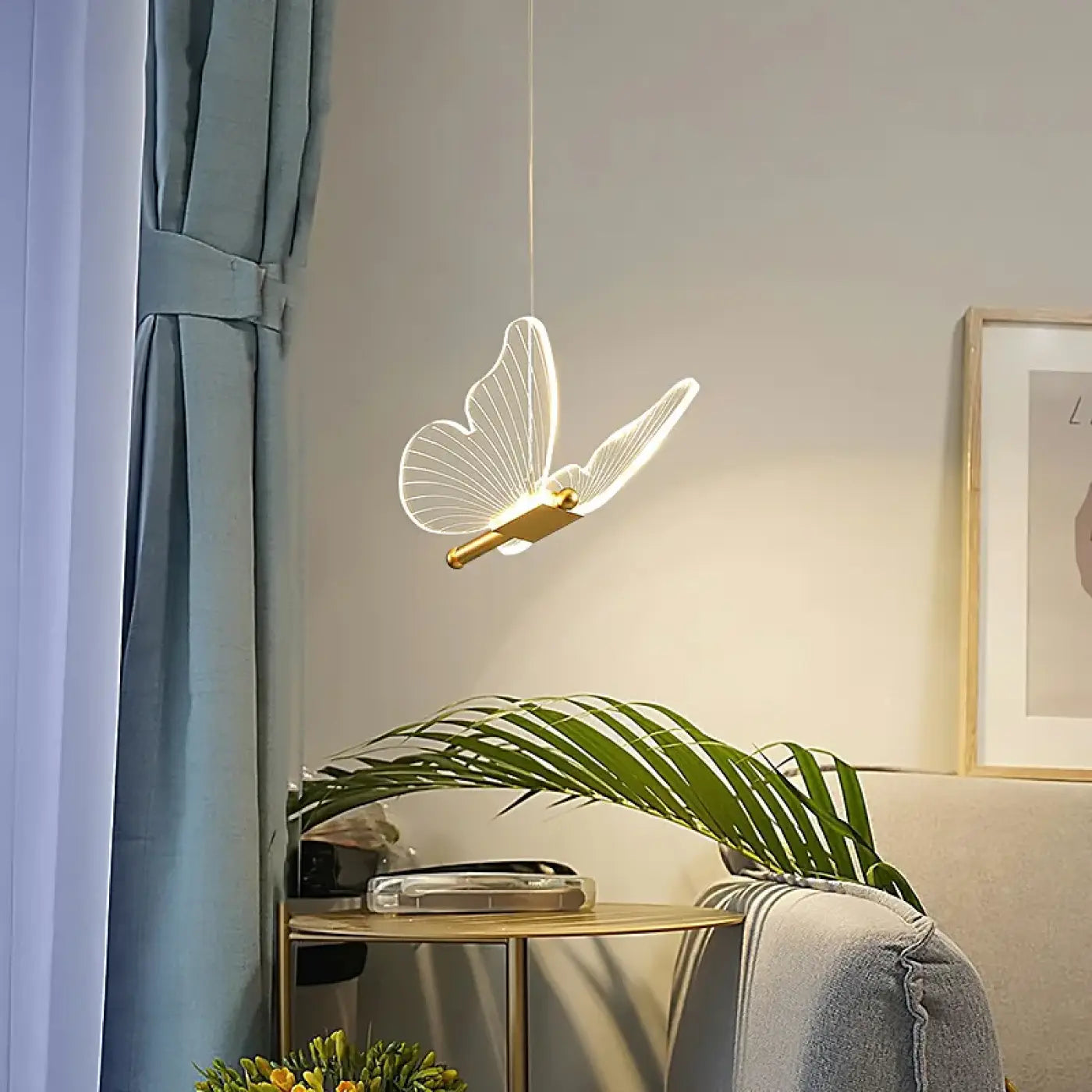 Chandelier Luminaire Papillon with LED Effect Golden Flight – Lustria